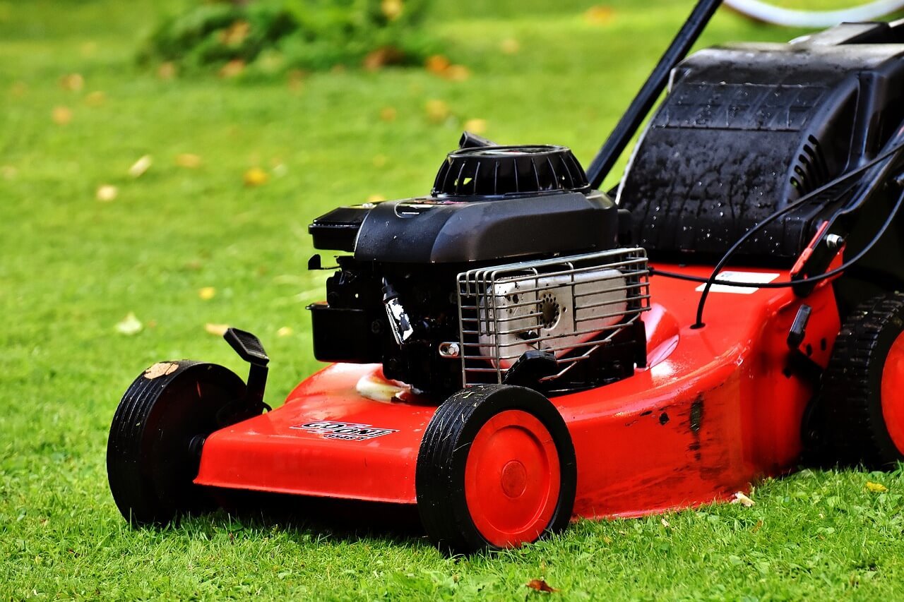 What Kind Of Lawnmower Is Right For You? - Yards Improved